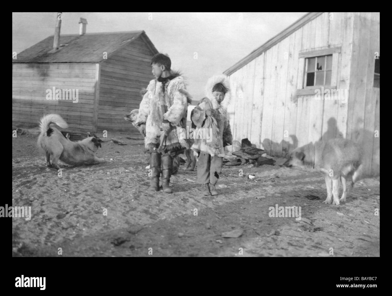 Eskimo boys hi-res stock photography and images - Alamy