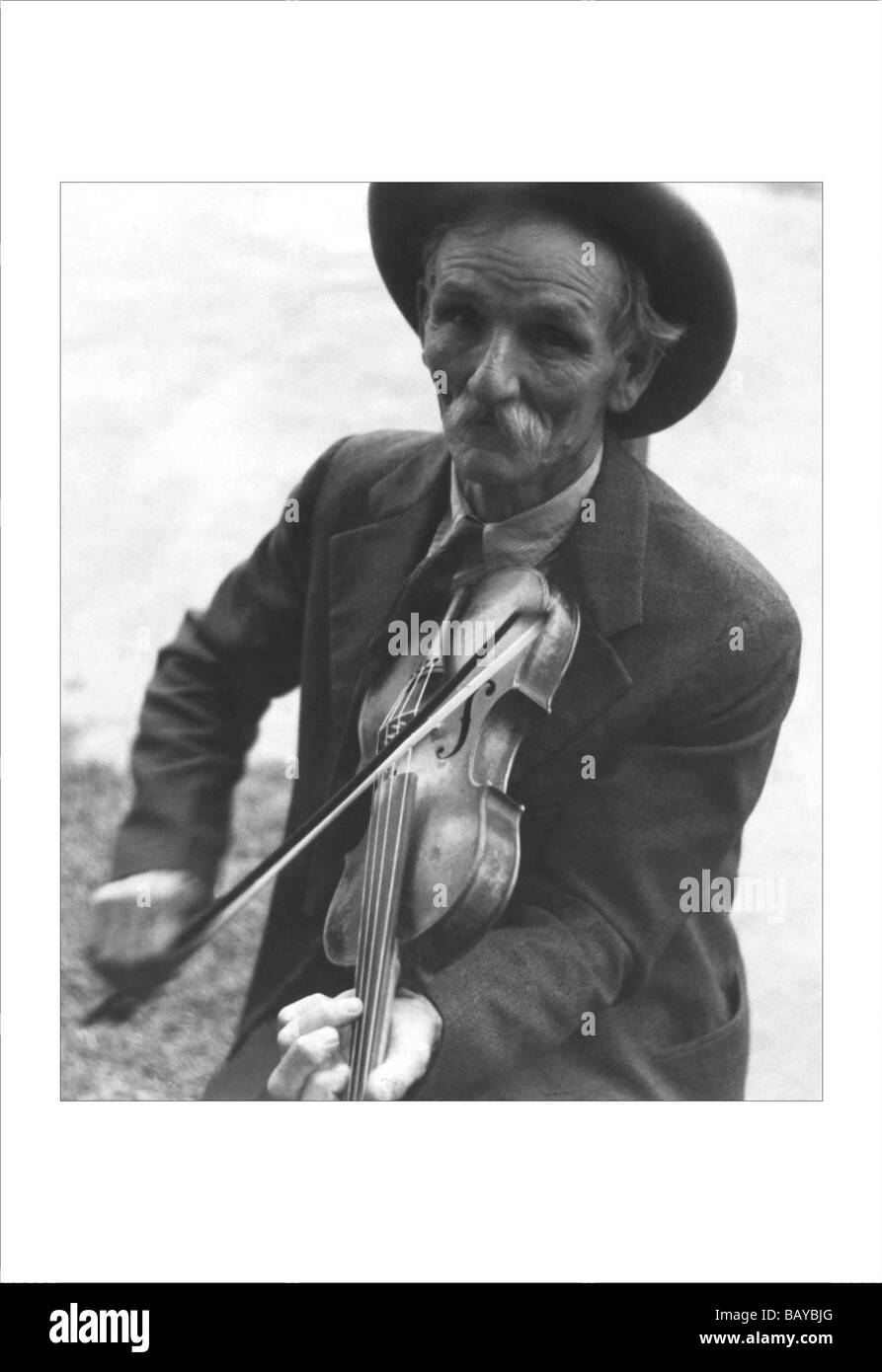 Fiddlin bill hi-res stock photography and images - Alamy