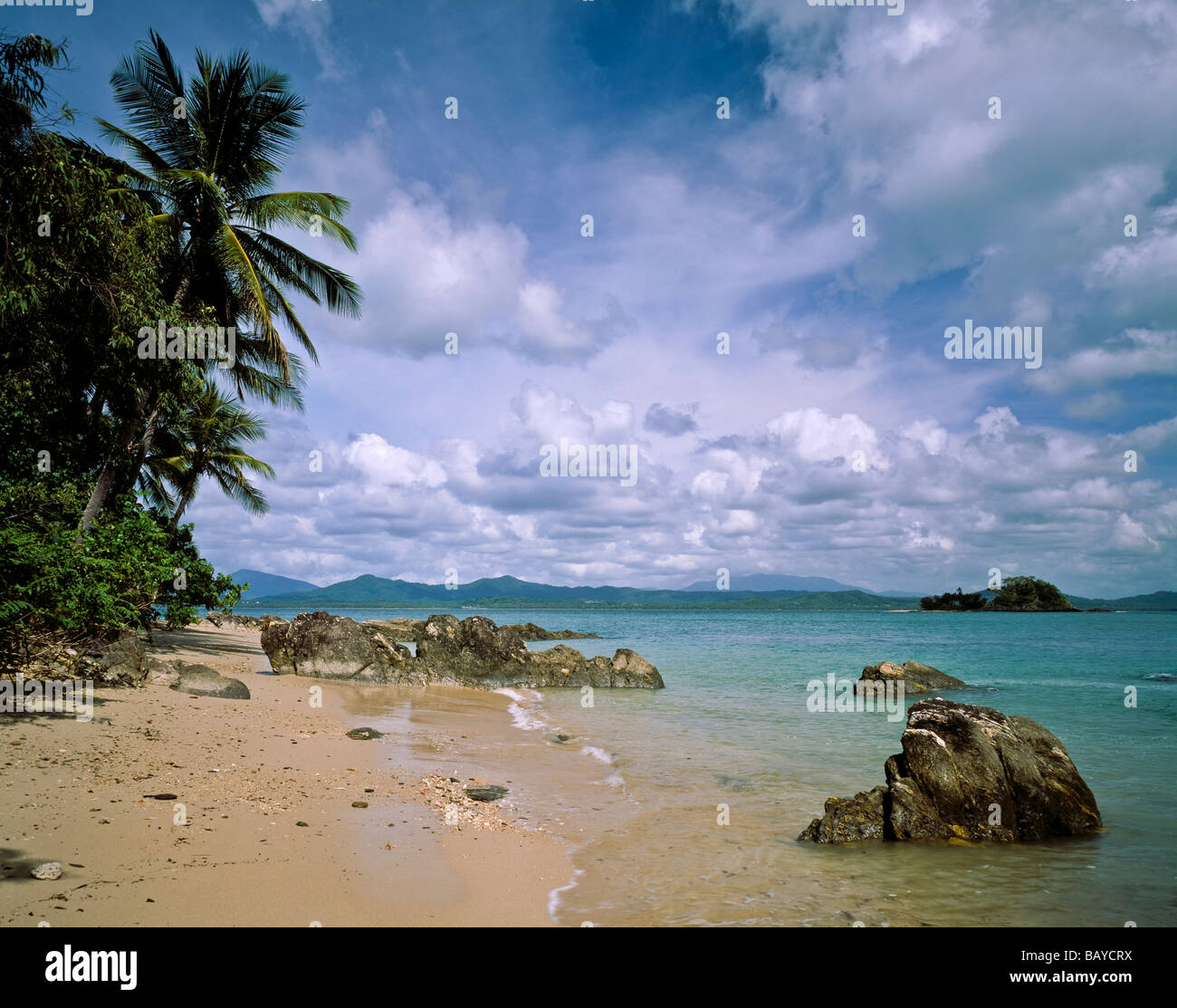 Dunk island hi-res stock photography and images - Alamy