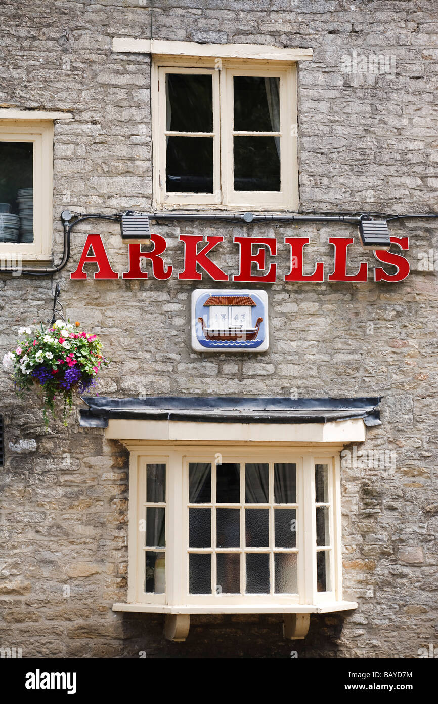 8 Bells Pub, Fairford, Gloucestershire Stock Photo - Alamy