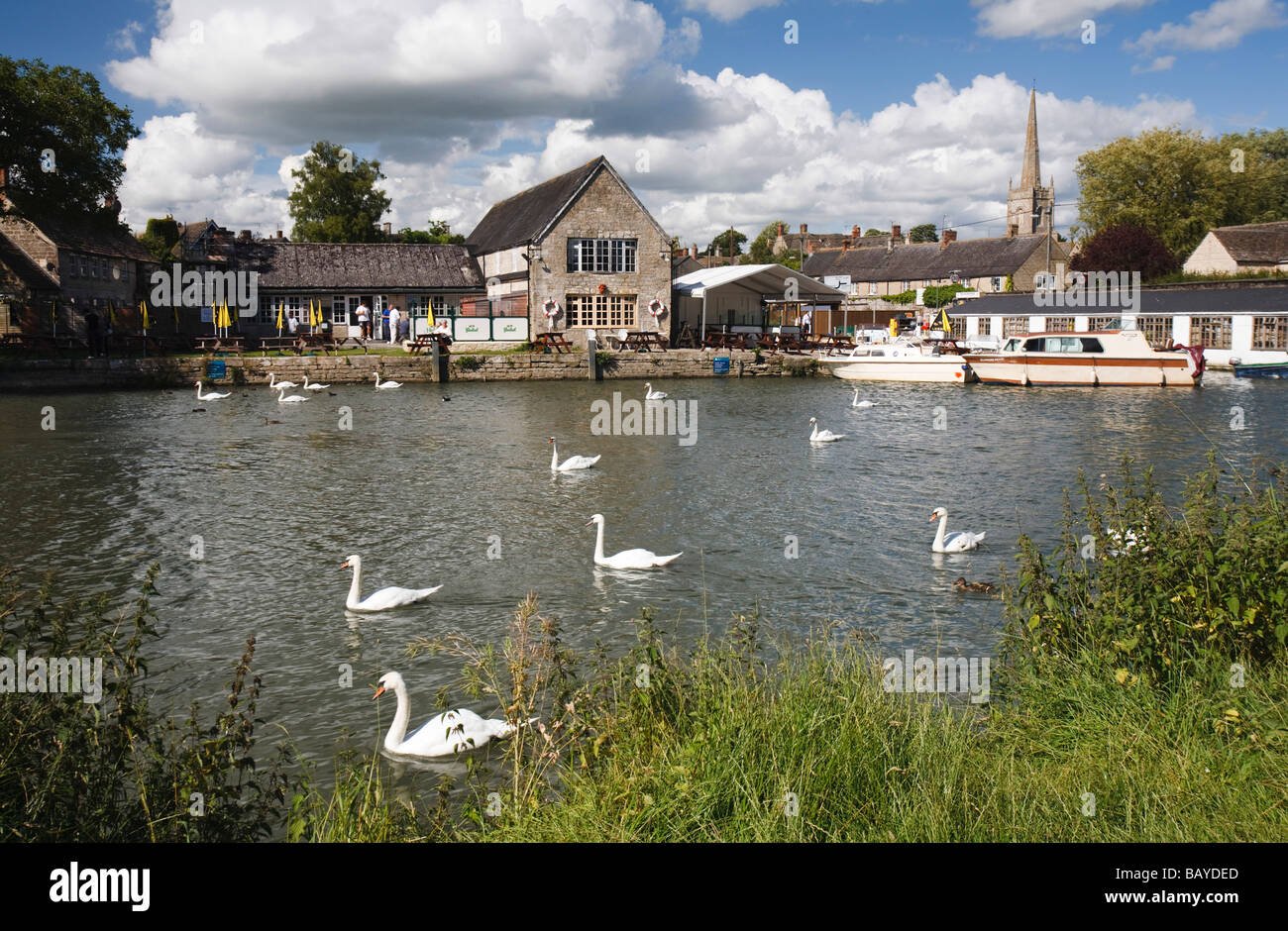 Uk river source thames hi-res stock photography and images - Alamy