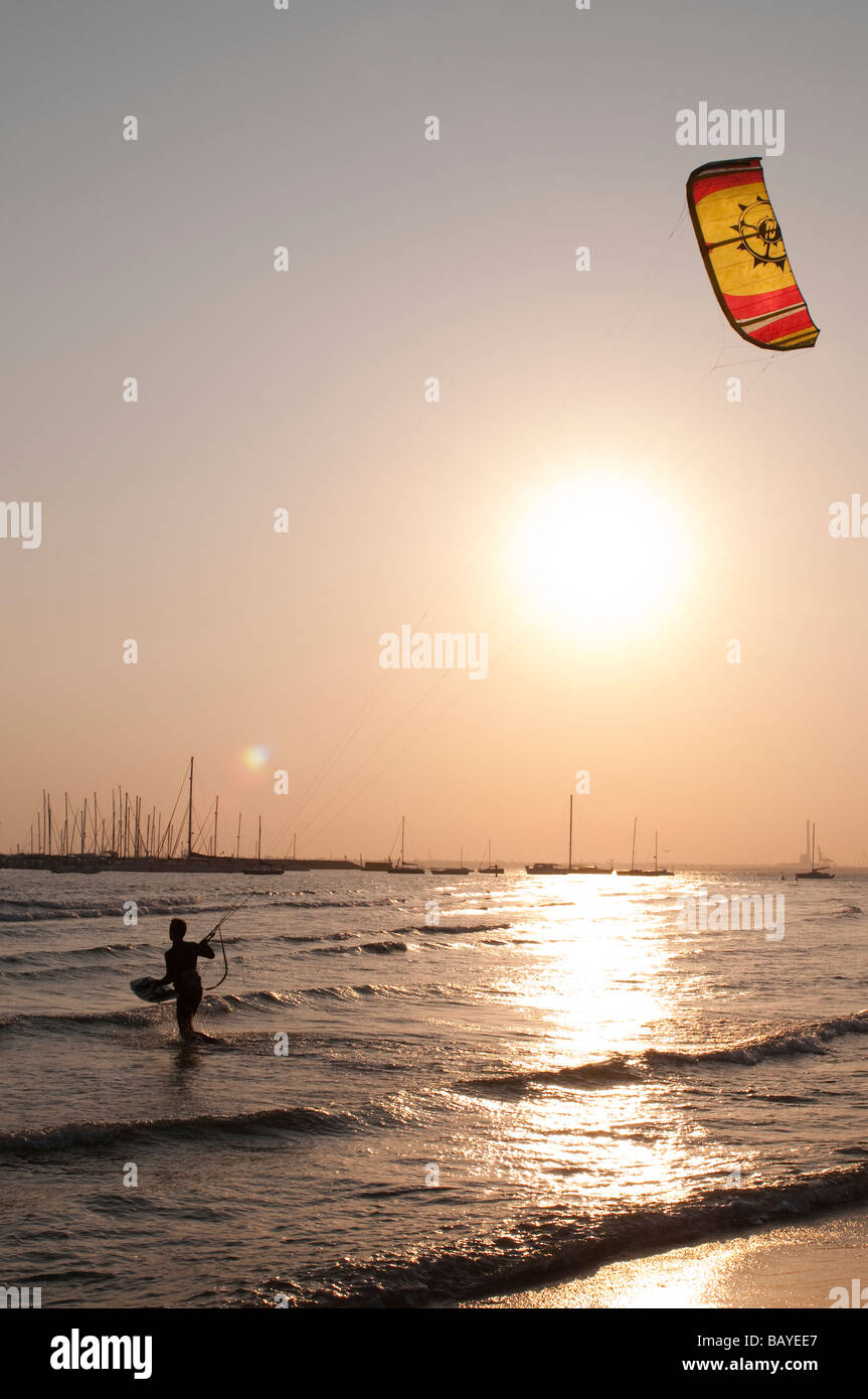 Surfing with parachute hi-res stock photography and images - Alamy