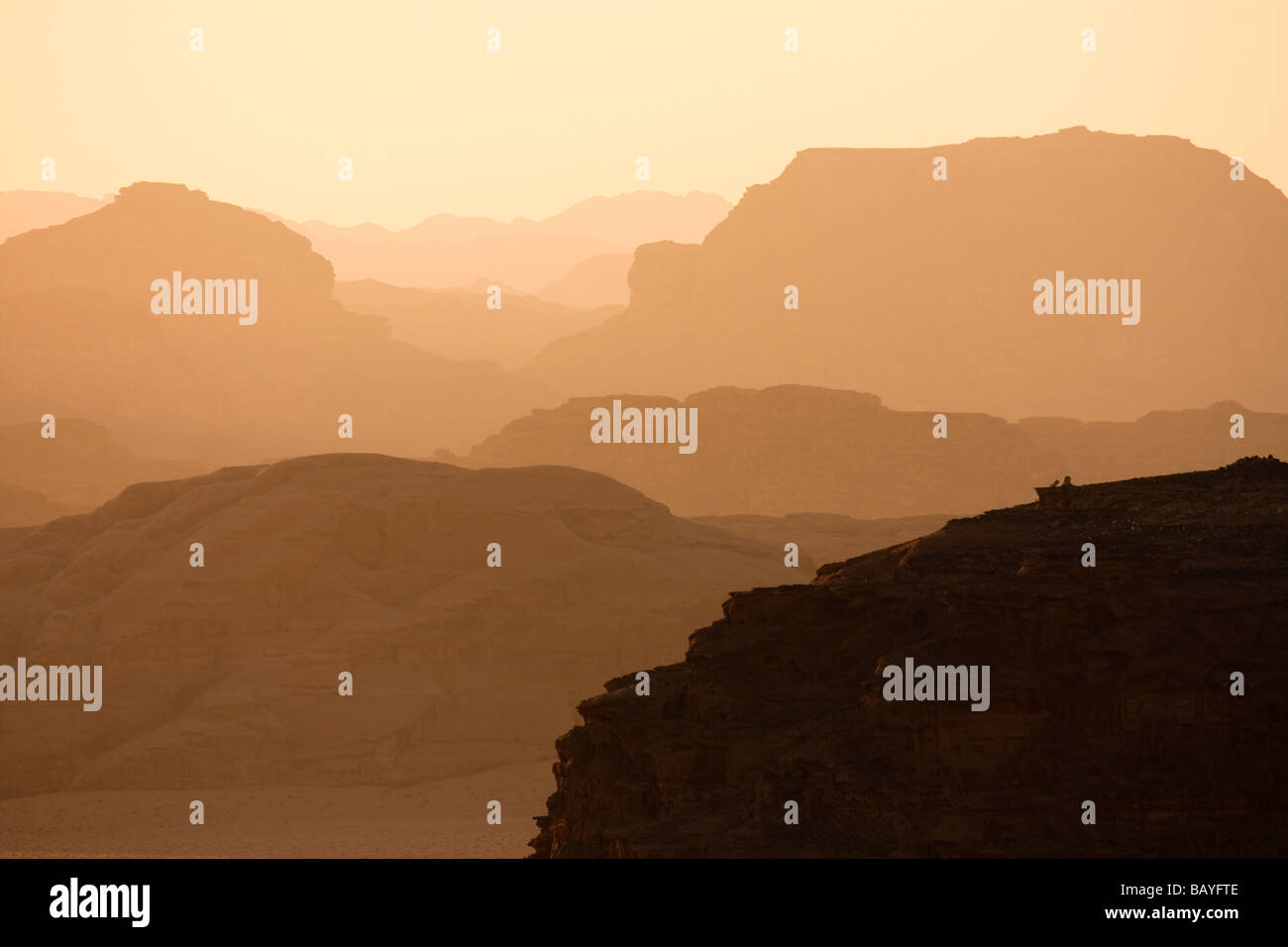 The desert during sunset hi-res stock photography and images - Alamy