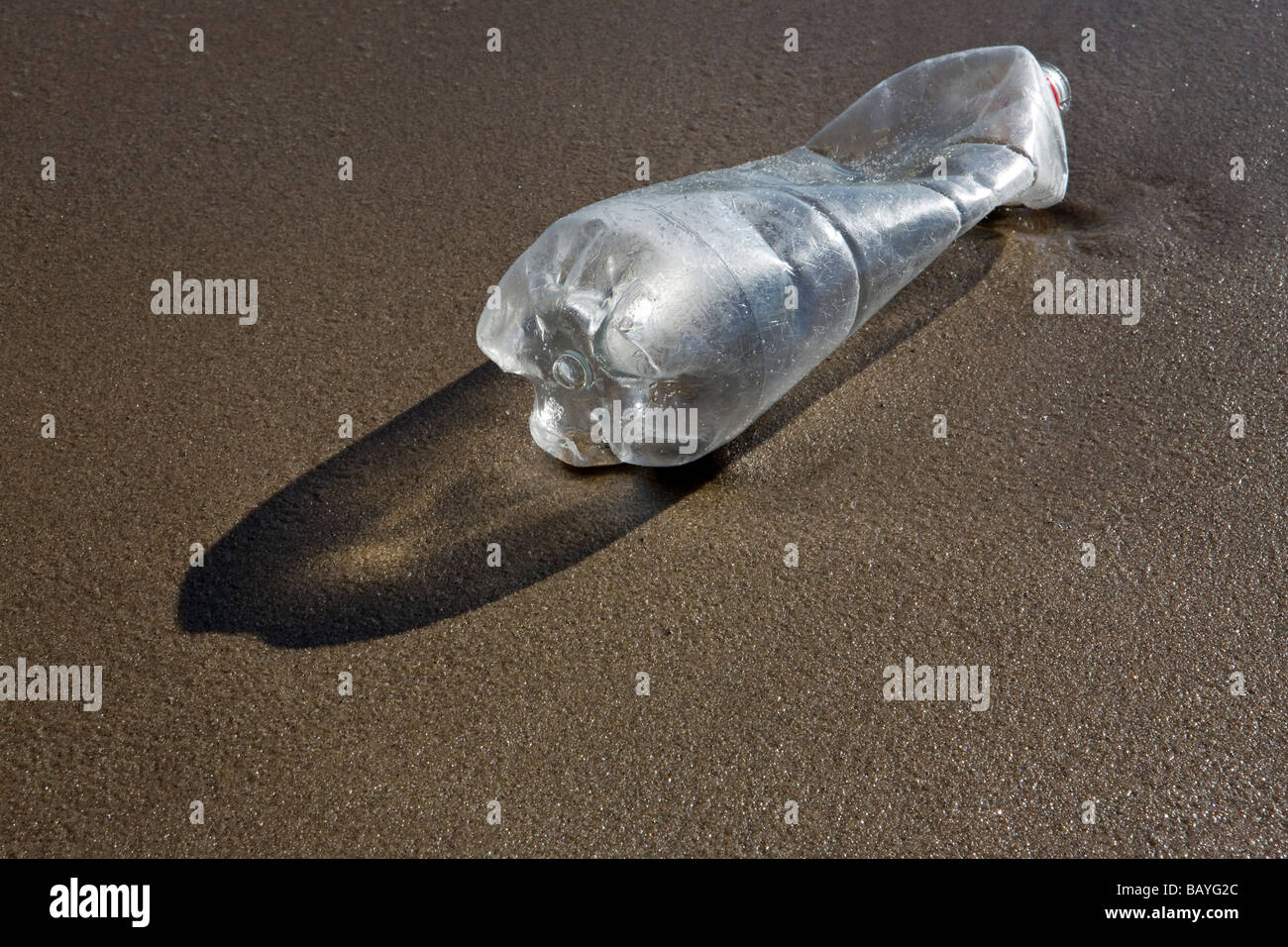 Plastic pollution beach england hi-res stock photography and images - Alamy