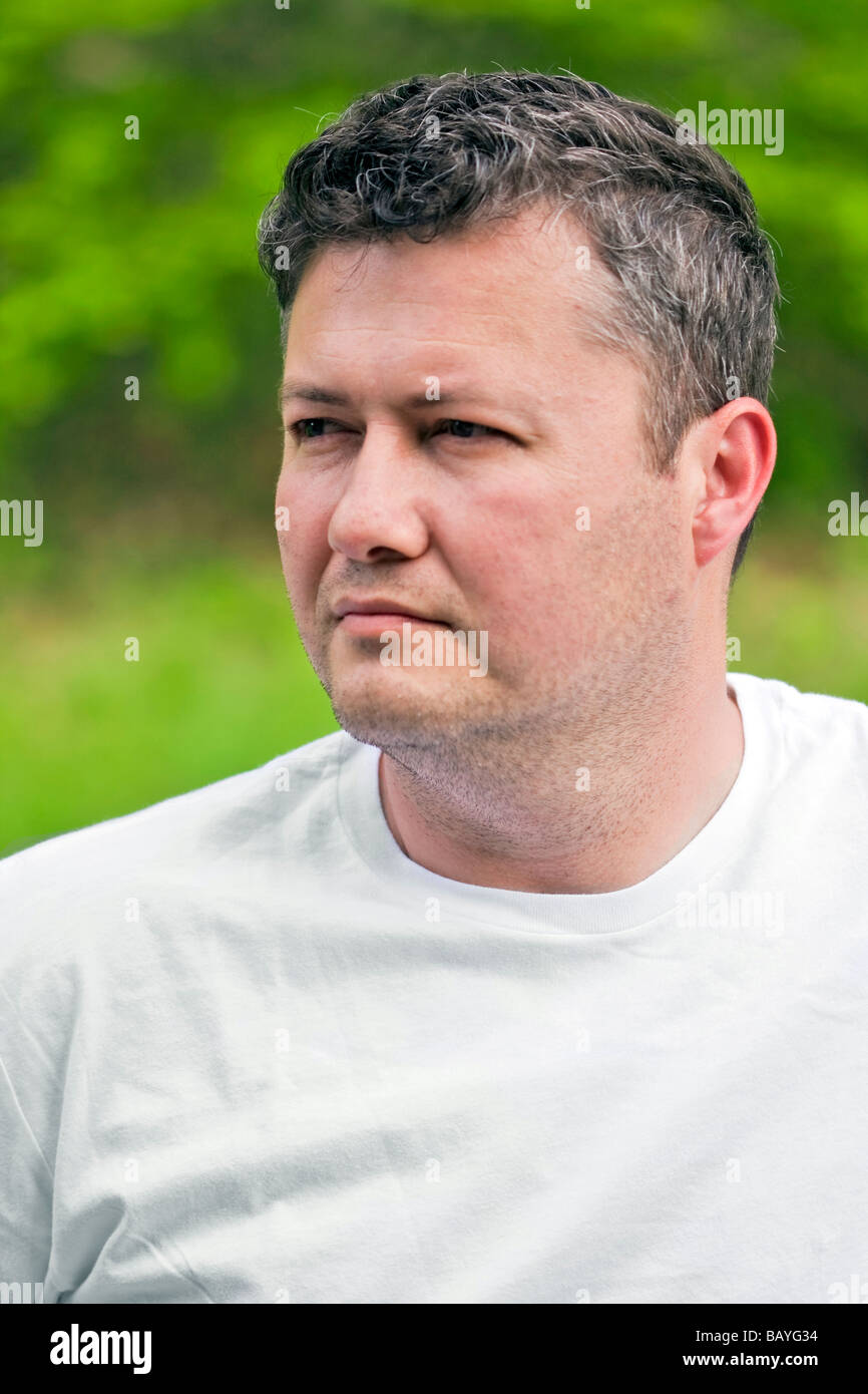 Man looking away from camera portrait Stock Photo - Alamy
