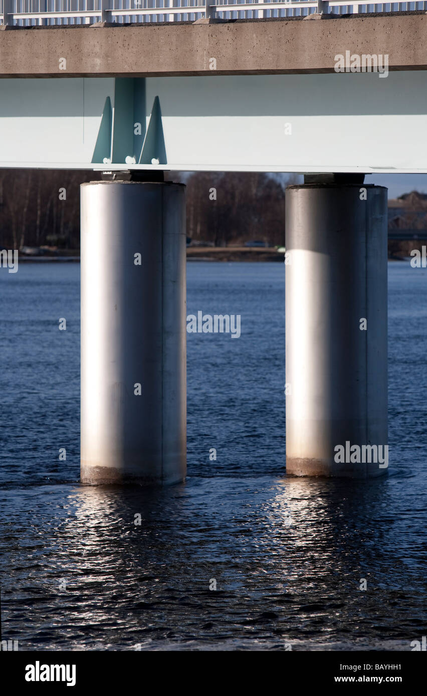 Structural steel support hi-res stock photography and images - Alamy