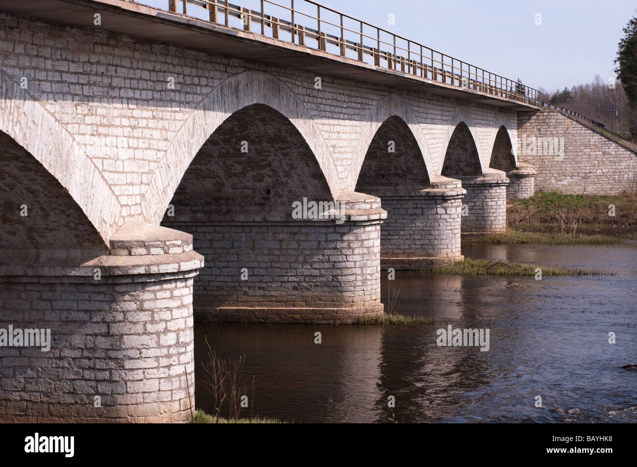 Humpback bridge hi-res stock photography and images - Alamy