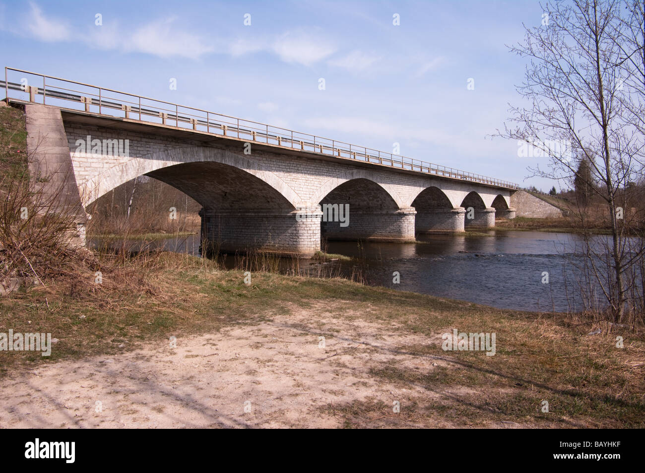 Humpback bridge hi-res stock photography and images - Alamy