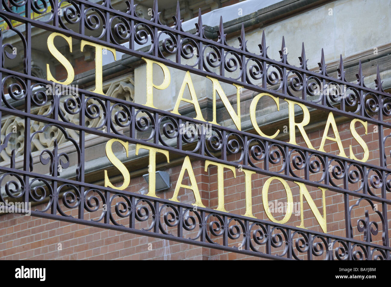 St Pancras Station sign King's Cross London England UK Stock Photo - Alamy
