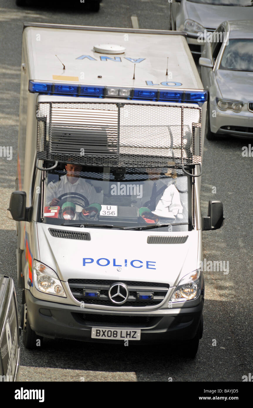 Police van hi-res stock photography and images - Alamy