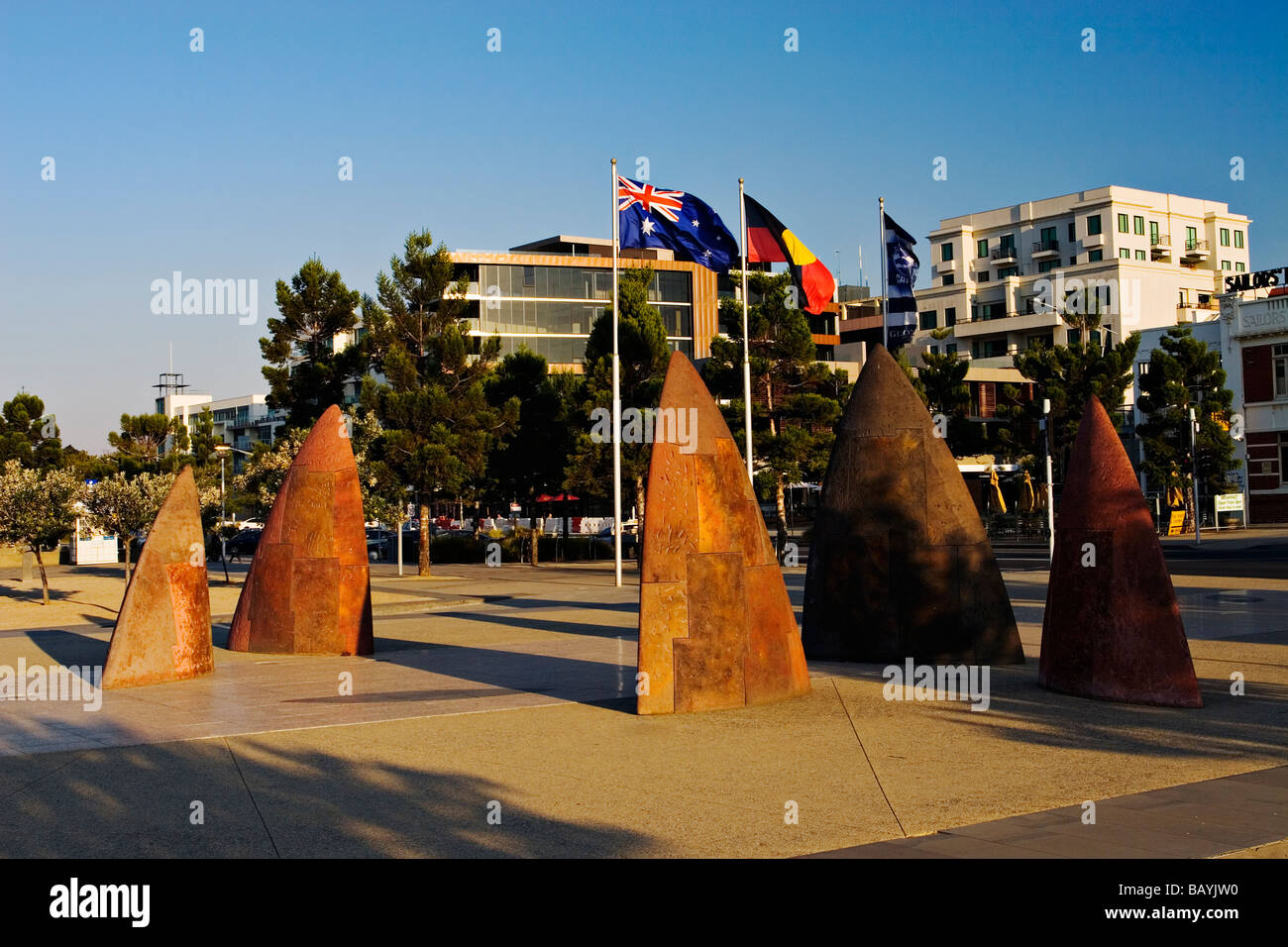 Geelong Sculptures / The North Sculptures on the foreshore promenade ...