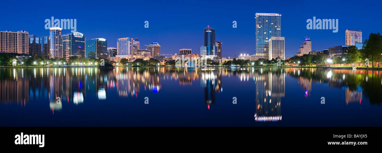 Downtown Orlando Florida skyline reflected in Lake Eola Stock Photo - Alamy