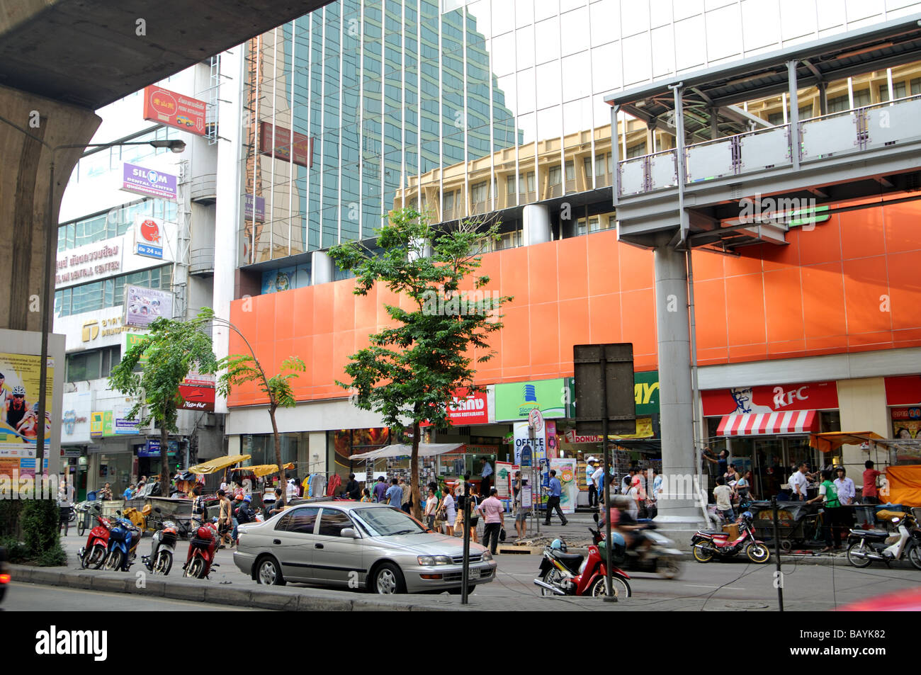 Silom road bangkok pedestrians hi-res stock photography and images - Alamy