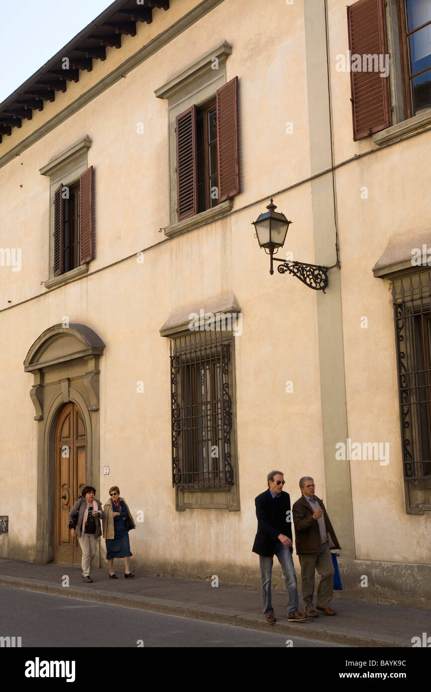 Florence street scene hi-res stock photography and images - Alamy