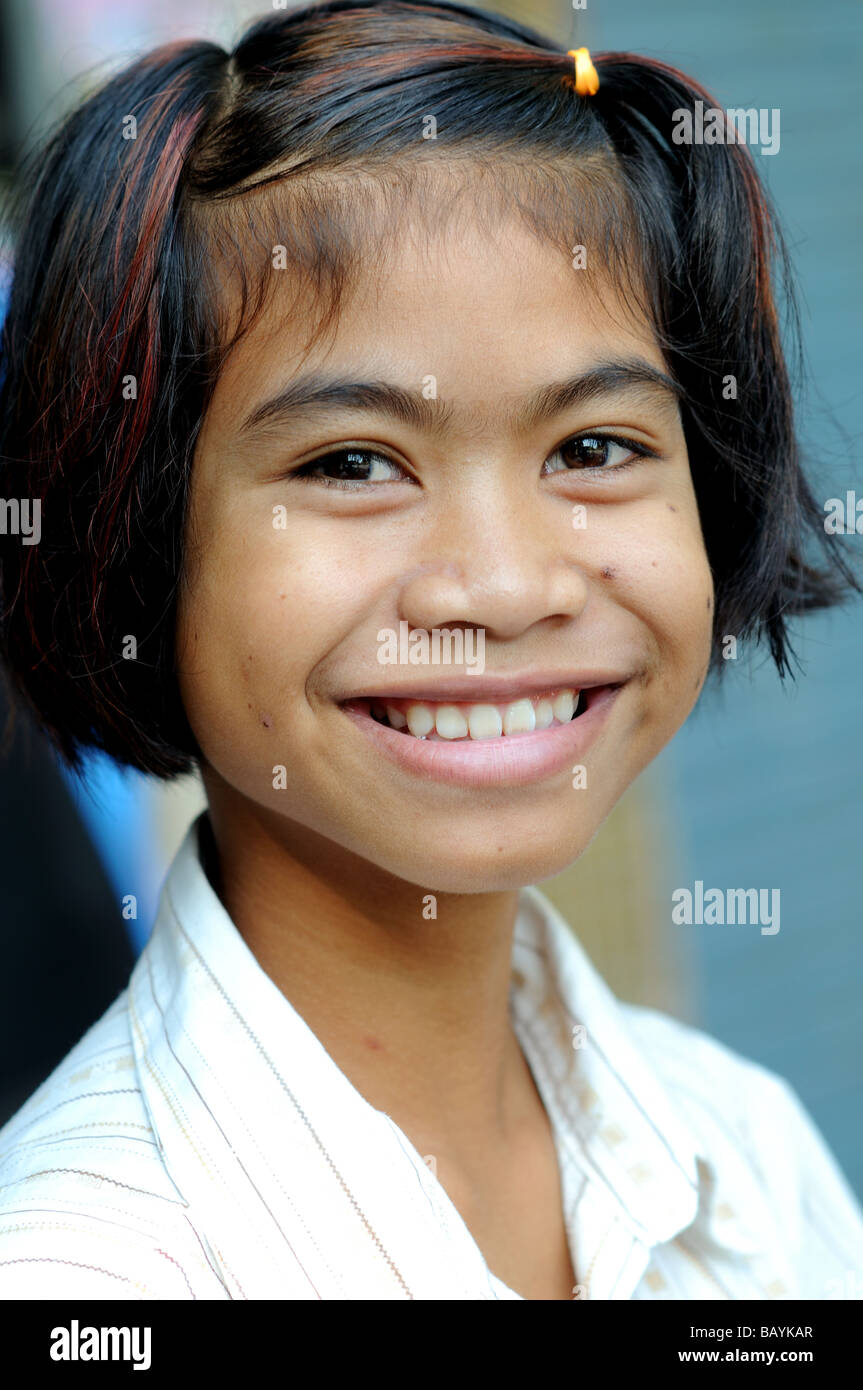 girl in chinatown bangkok thailand Stock Photo - Alamy