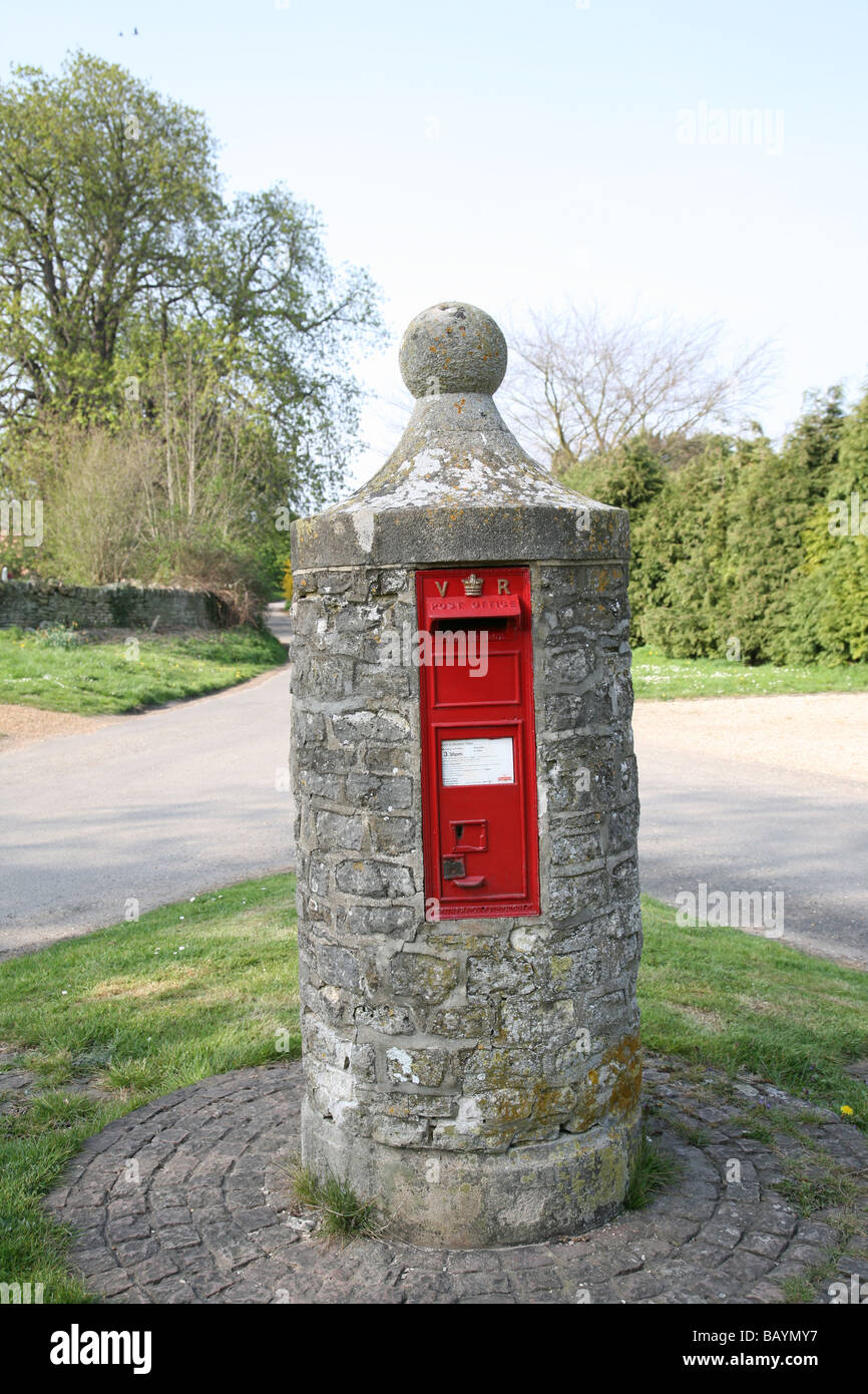 Victorian Post Box Stock Photo - Alamy