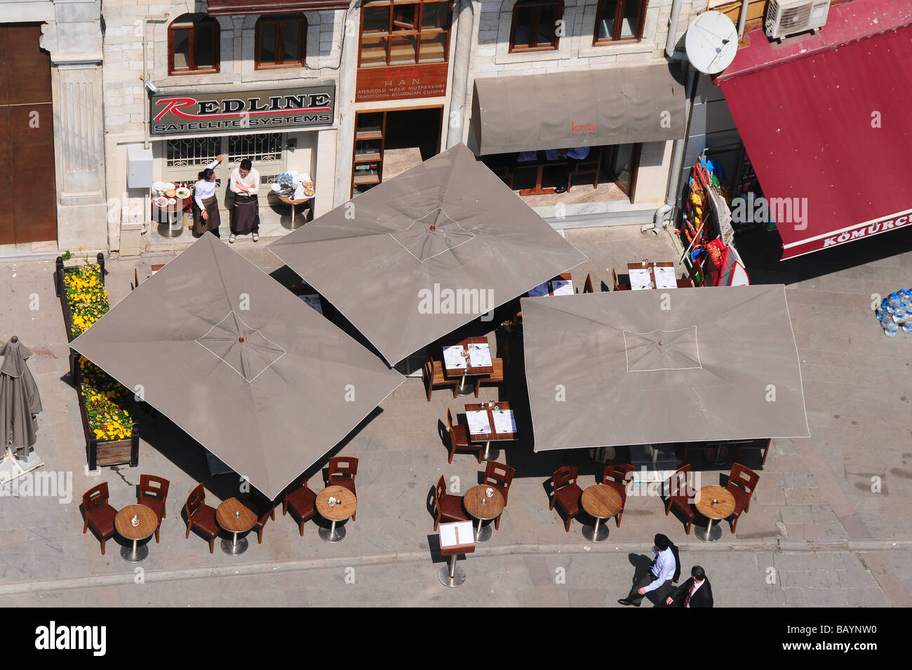 Pavement cafe restaurant hi-res stock photography and images - Alamy