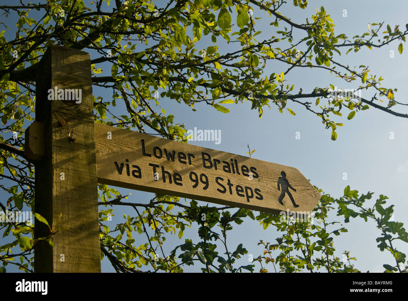 Signpost at Upper Brailes pointing the way towards Lower Brailes and ...
