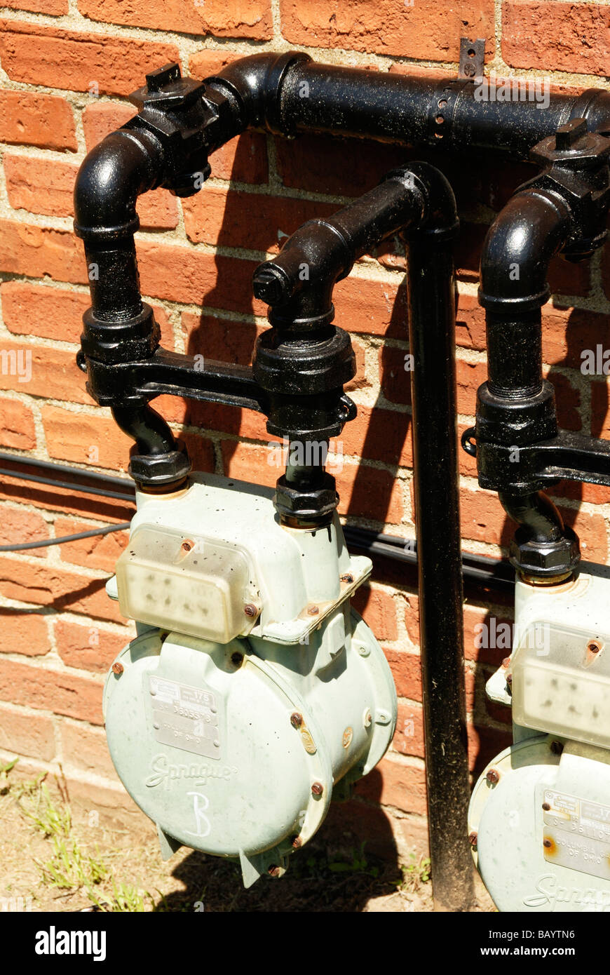 Gas meters building hi-res stock photography and images - Alamy
