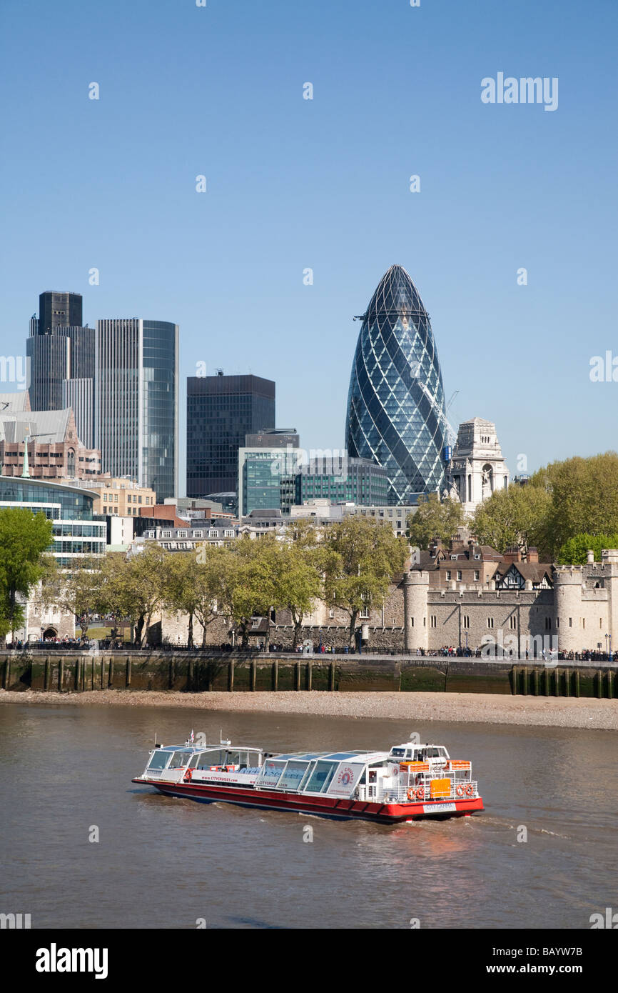 London in daylight panoramic view hi-res stock photography and images ...