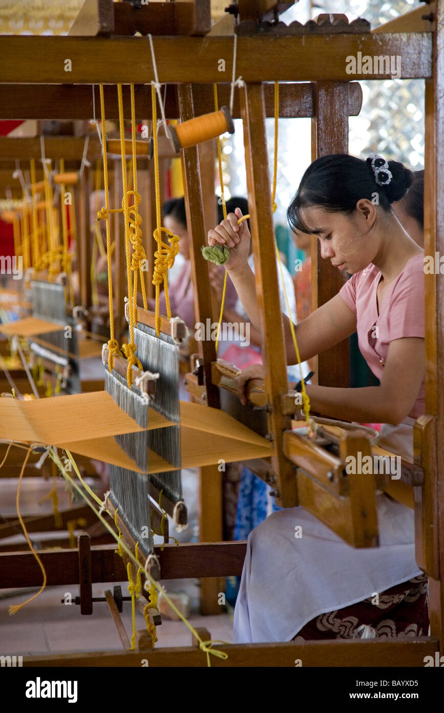 Myanmar weaving robe hi-res stock photography and images - Alamy