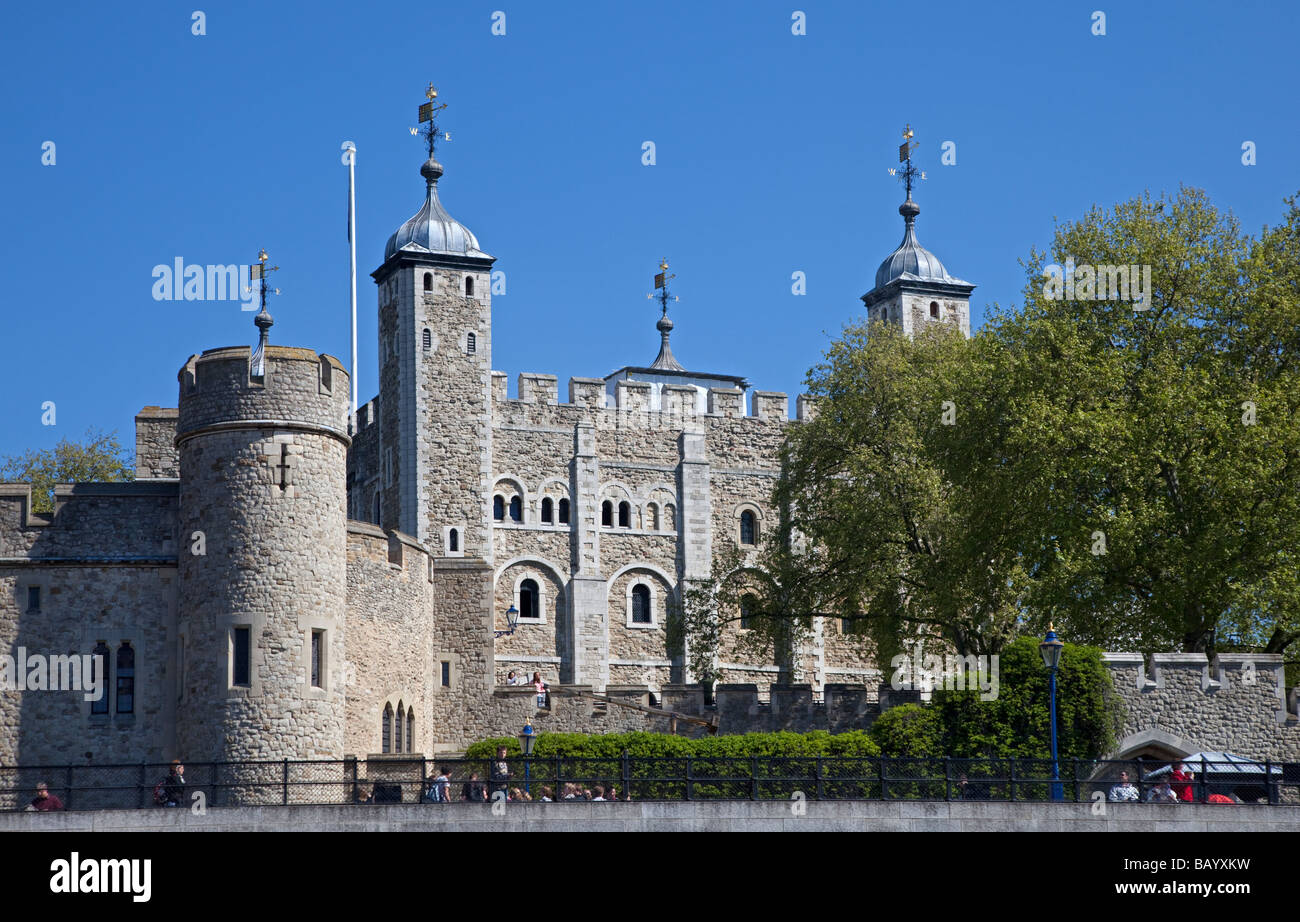 Tower of london turrets hi-res stock photography and images - Alamy