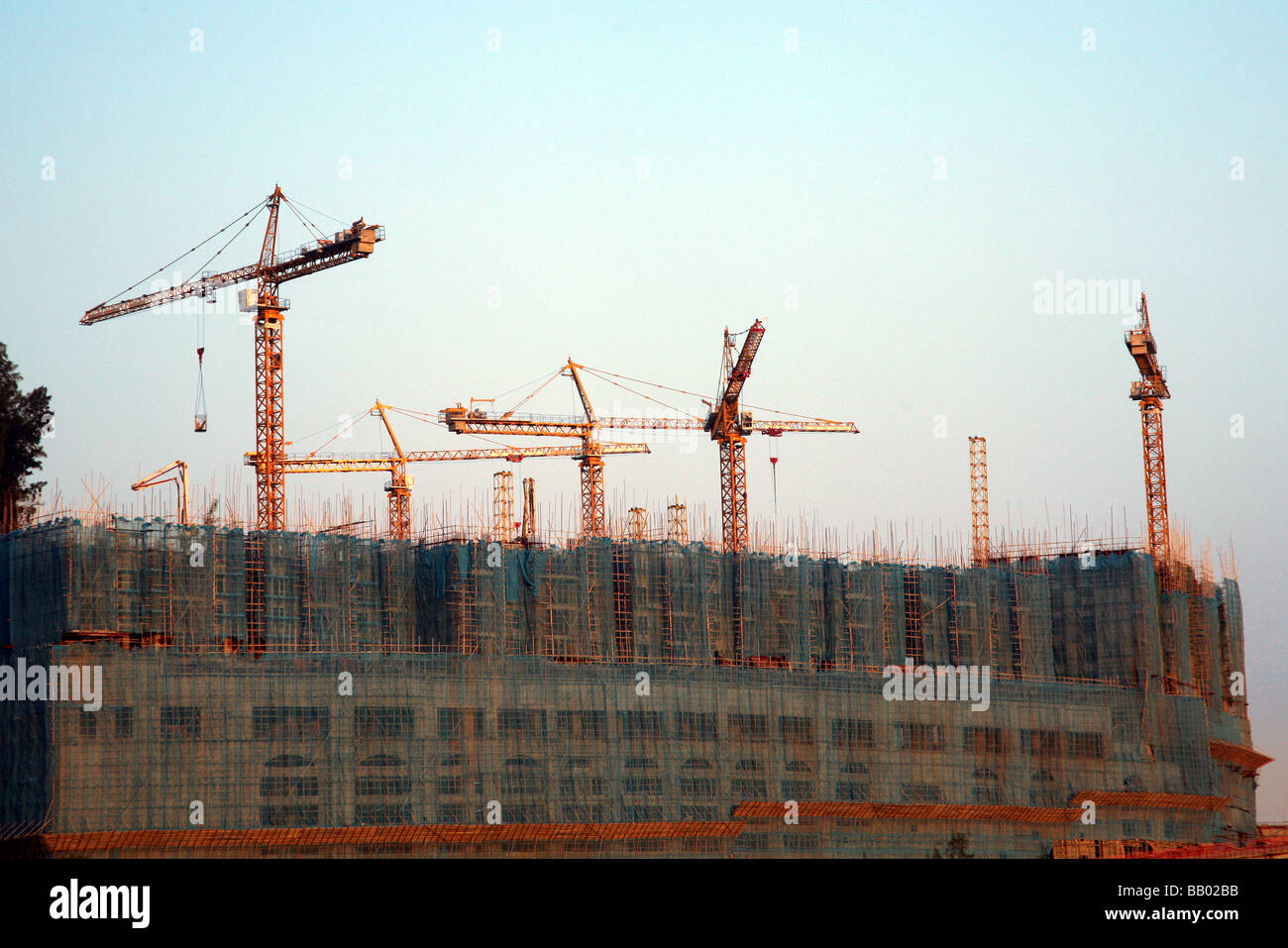 Hotel being built hi-res stock photography and images - Alamy