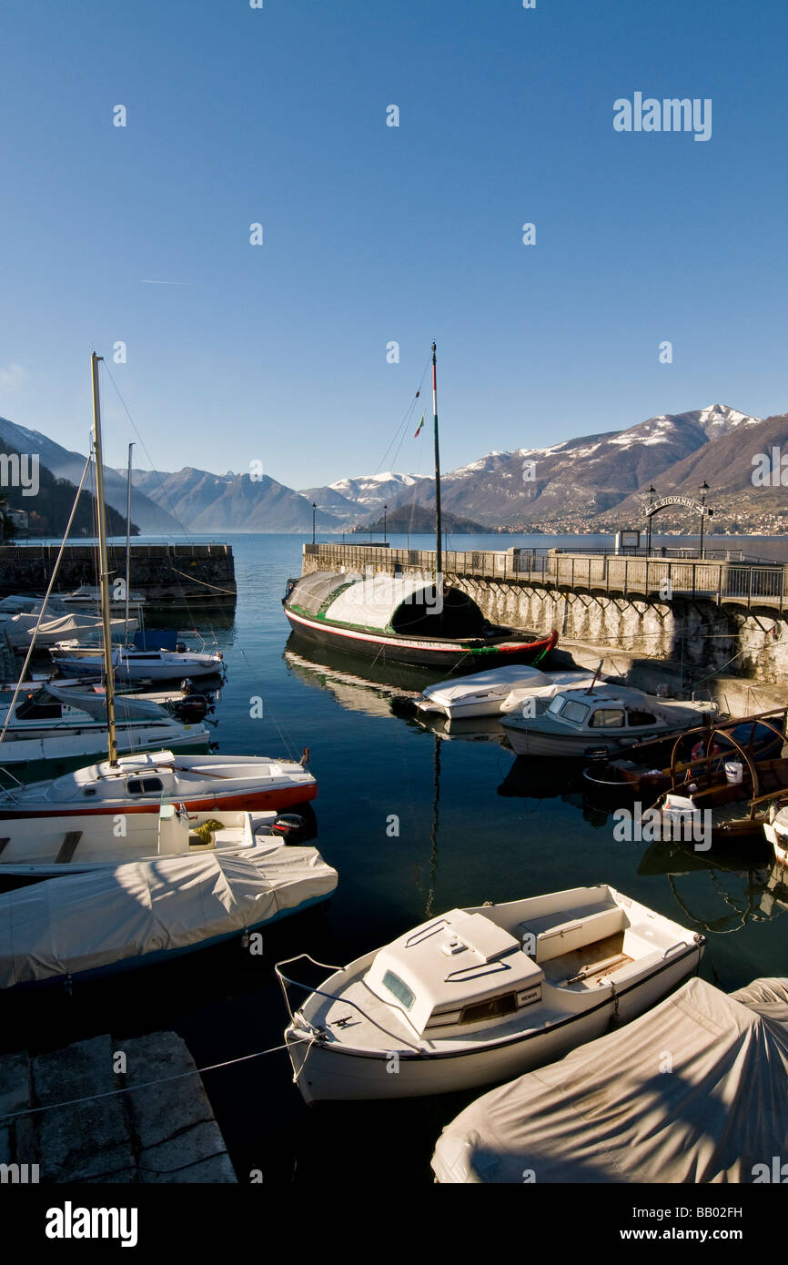 The port of como hi-res stock photography and images - Alamy