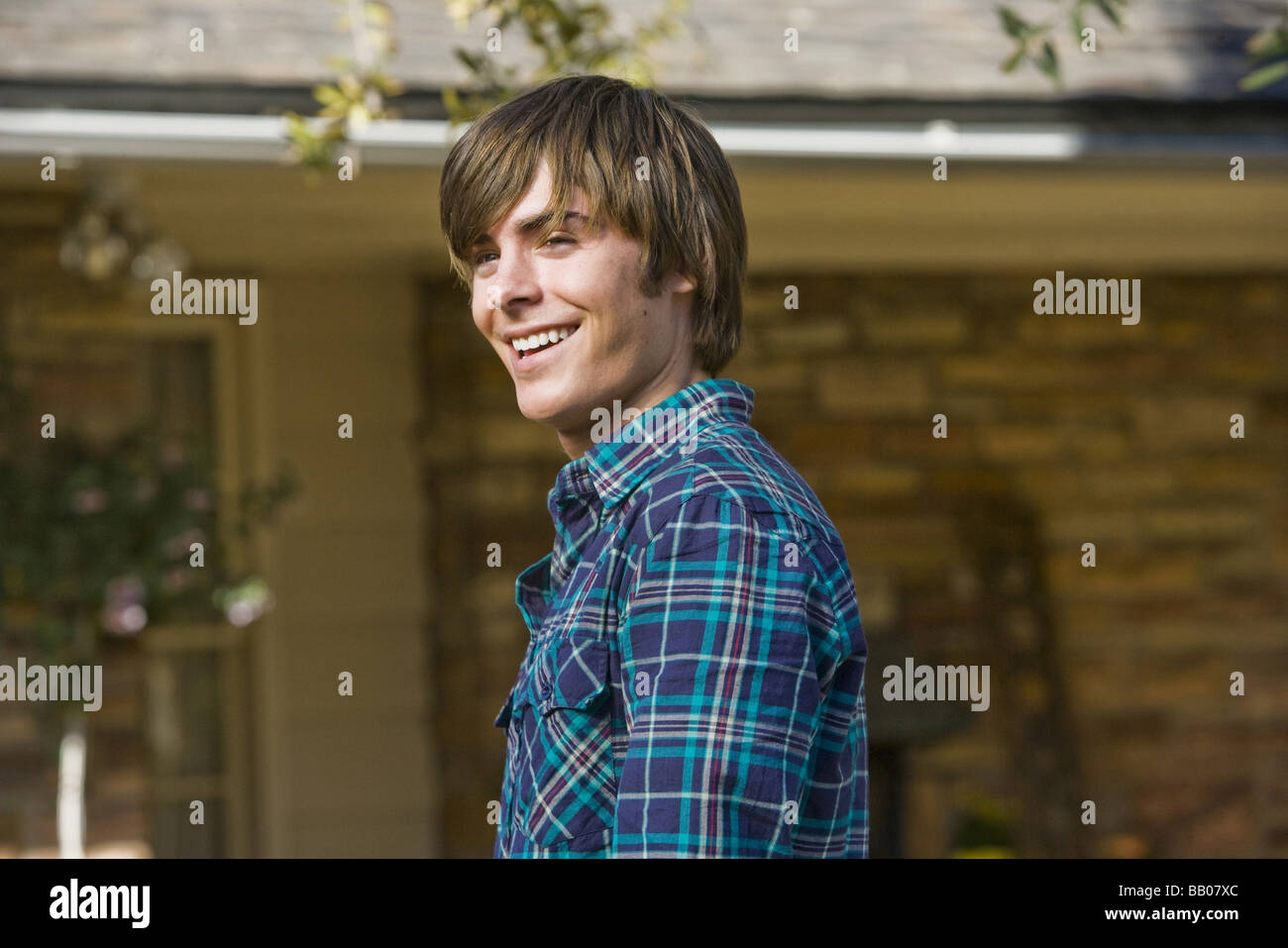 17 Again Year: 2009 Director: Burr Steers Zac Efron Stock Photo - Alamy