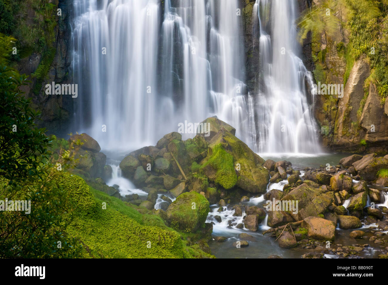 Marakopa Falls North Island New Zealand Stock Photo - Alamy