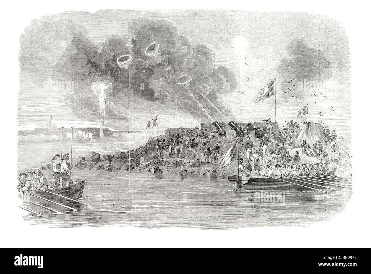 Mortar boat hi-res stock photography and images - Alamy