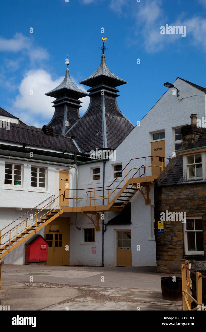 Modern large distillery architecture with Doig, Cupola, or Pagoda.The ...