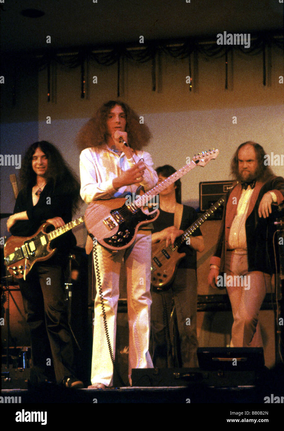 ENID UK rock group in 1975 with Francis Lickerish in white and Robert ...