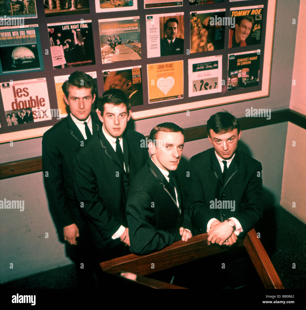 GERRY AND THE PACEMAKERS - UK pop group in 1964. From left Les McGuire ...