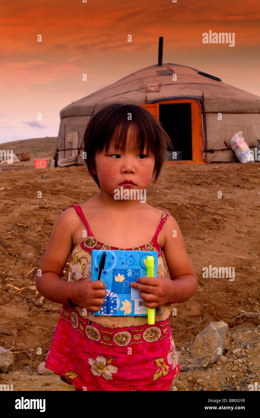 Child poor home hi-res stock photography and images - Alamy