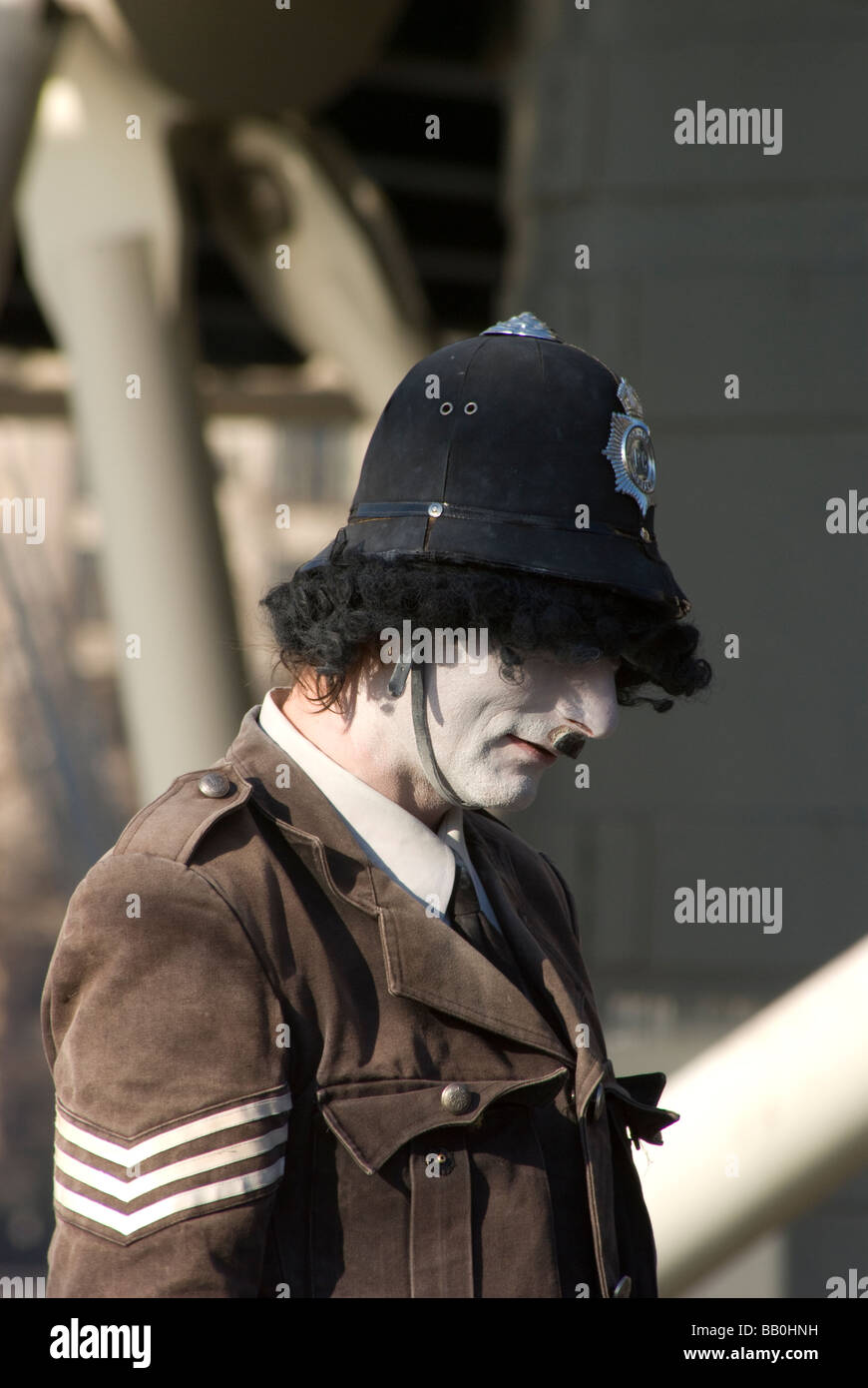 Living Statue Thames South Bank London Stock Photo - Alamy
