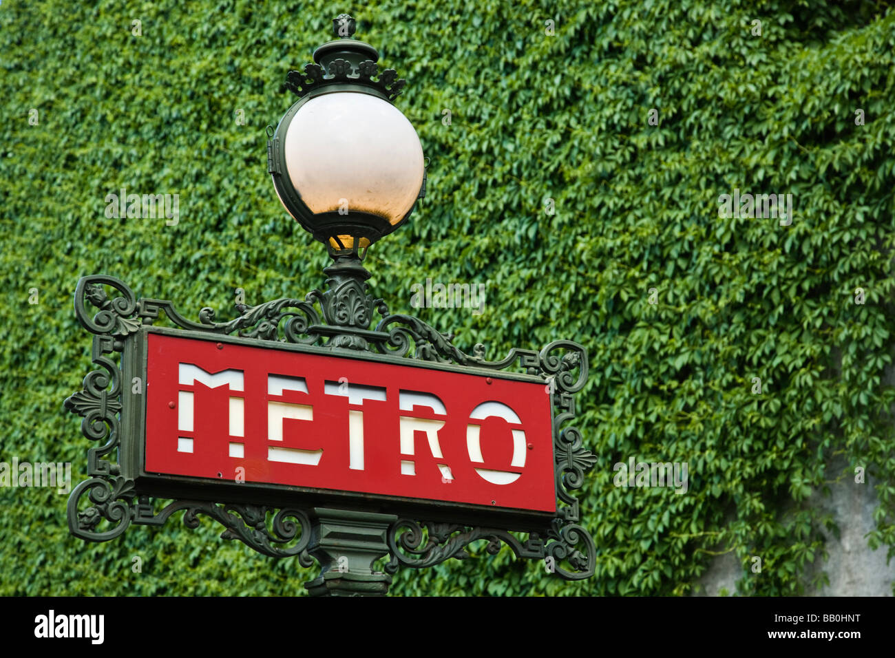 Paris metro sign Stock Photo - Alamy