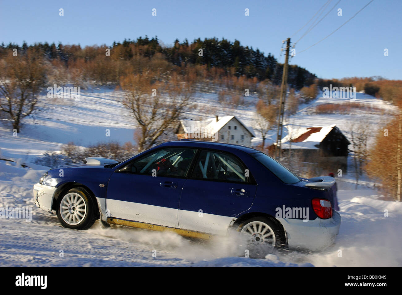 Training of rally driving on snow surface Stock Photo - Alamy