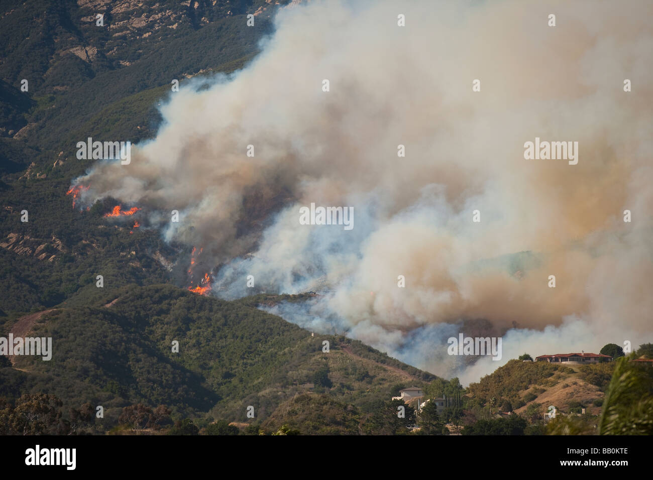 Jesusita fire hi-res stock photography and images - Alamy