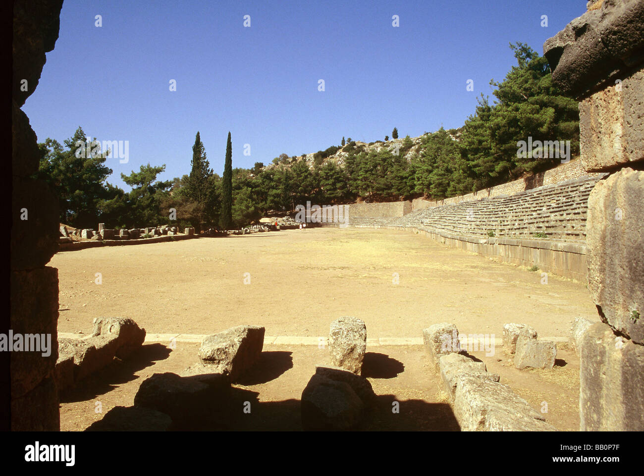 RUNNING STADIUM IN DELPHI GREECE Stock Photo - Alamy