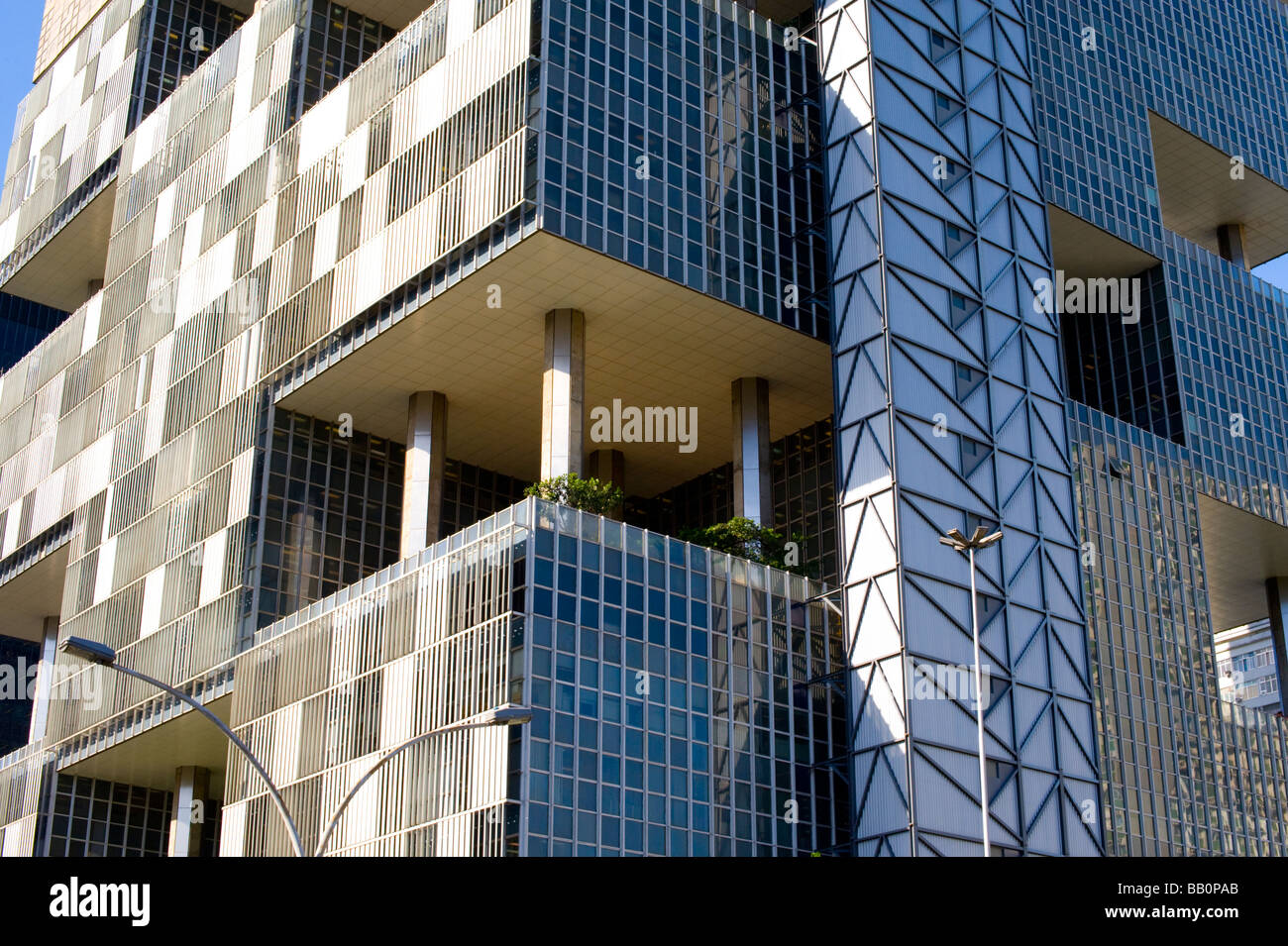 Modern buidling hi-res stock photography and images - Alamy