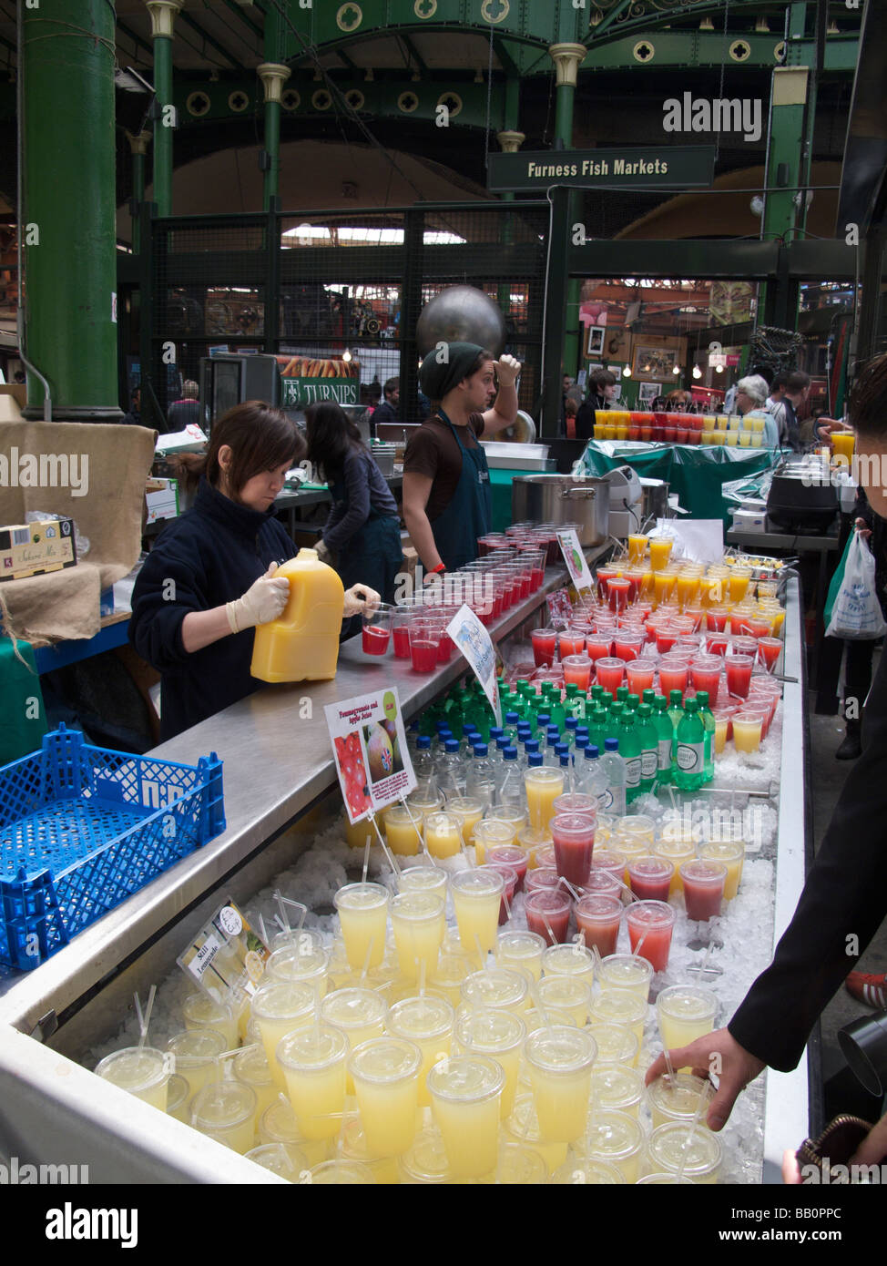 Freshly sqeezed juice hi-res stock photography and images - Alamy