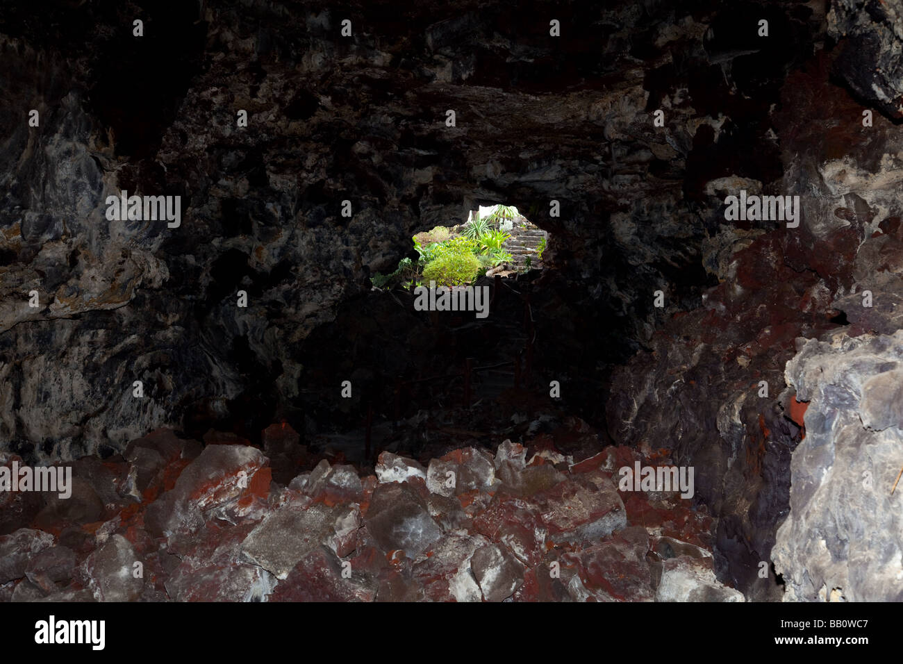 Cave like interior hi-res stock photography and images - Alamy