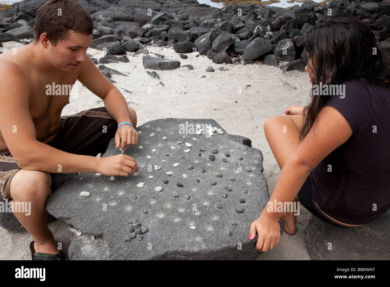 Konane game hi-res stock photography and images - Alamy