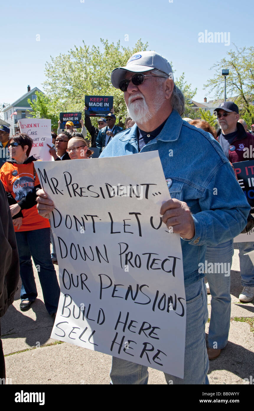 Save labor hi-res stock photography and images - Alamy