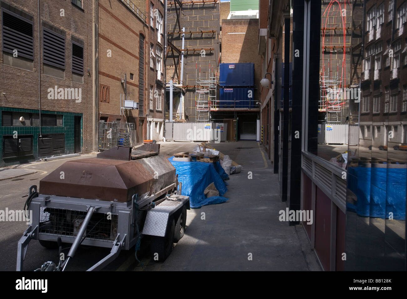 alley in soho london Stock Photo - Alamy