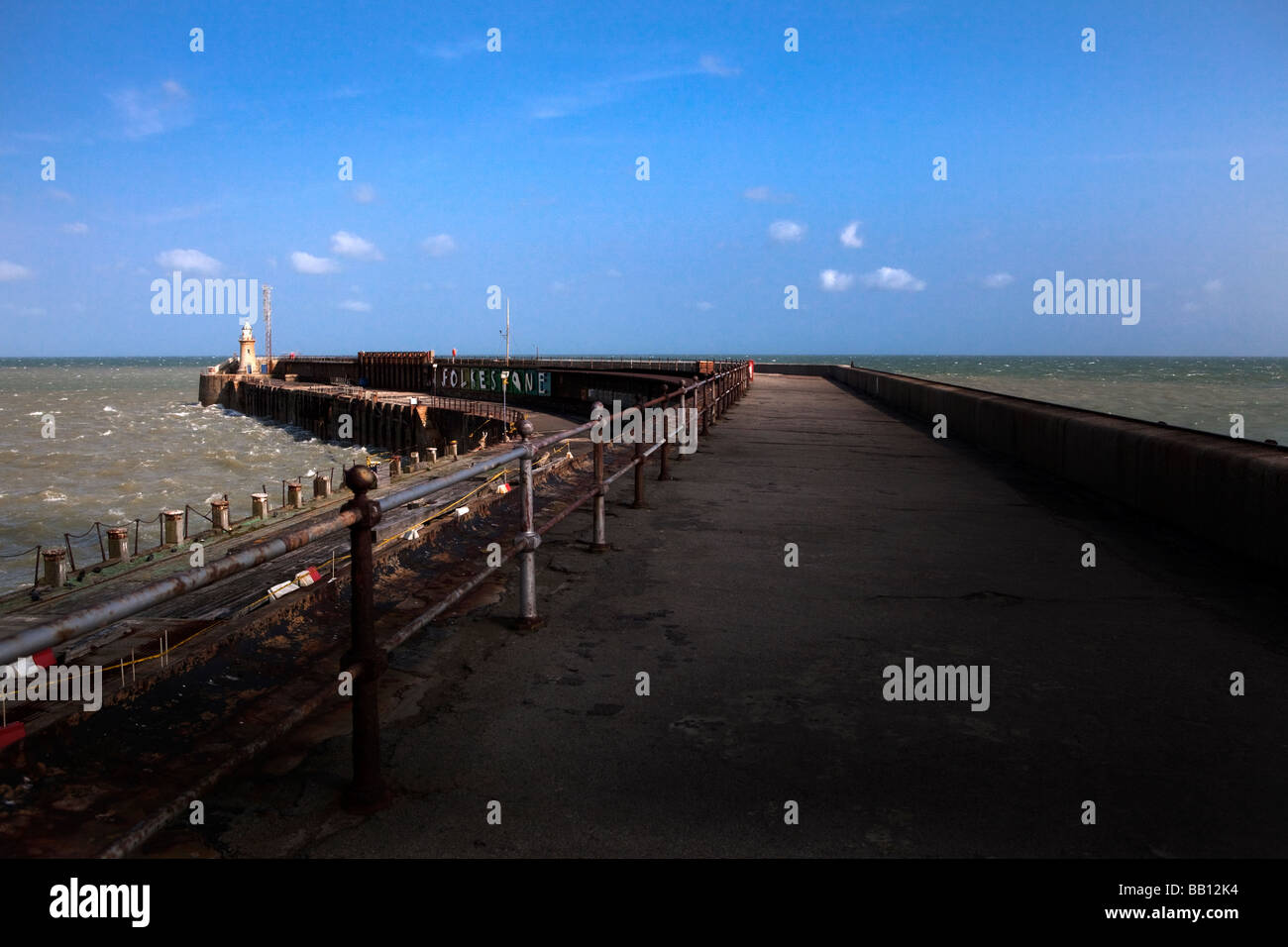 The "pier", breakwater, at Folkestone Harbour Stock Photo - Alamy