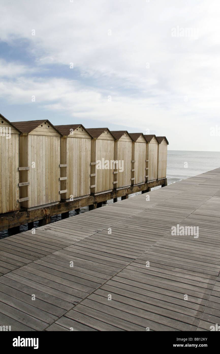 Empty beach huts at low season hi-res stock photography and images - Alamy