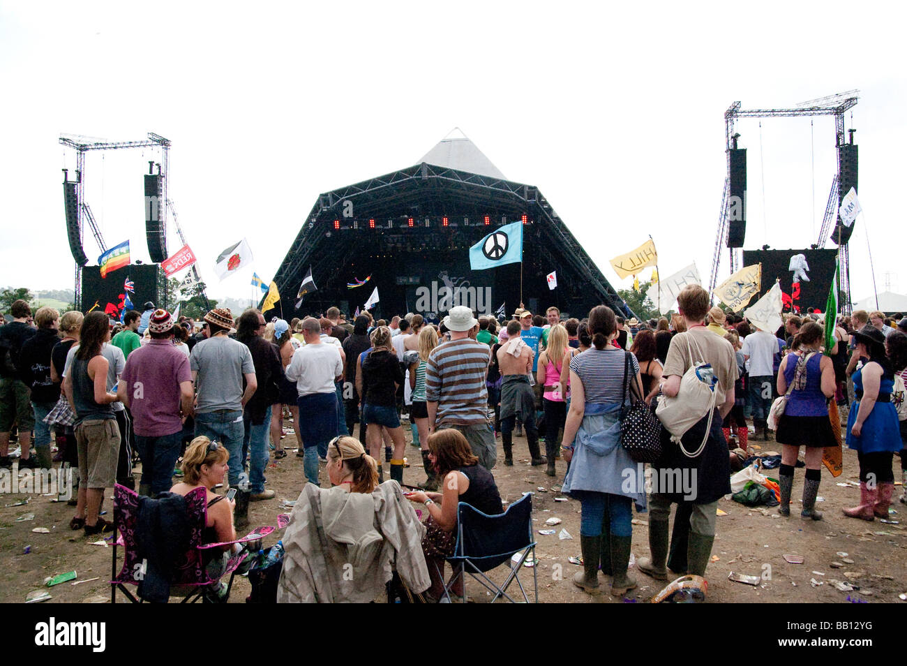 The Pyramid Stage at Glastonbury Festival Stock Photo - Alamy