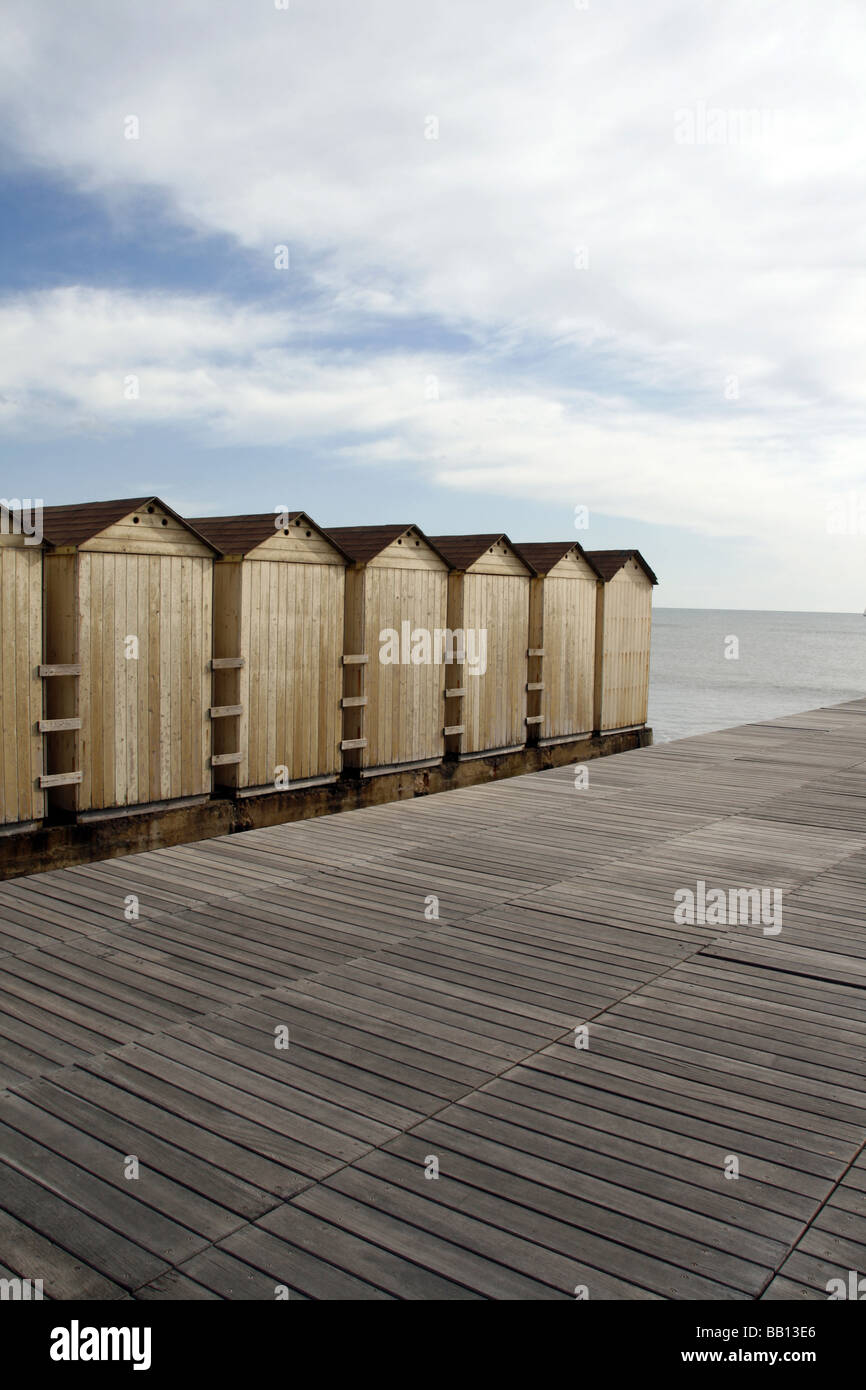 Empty beach huts at low season hi-res stock photography and images - Alamy
